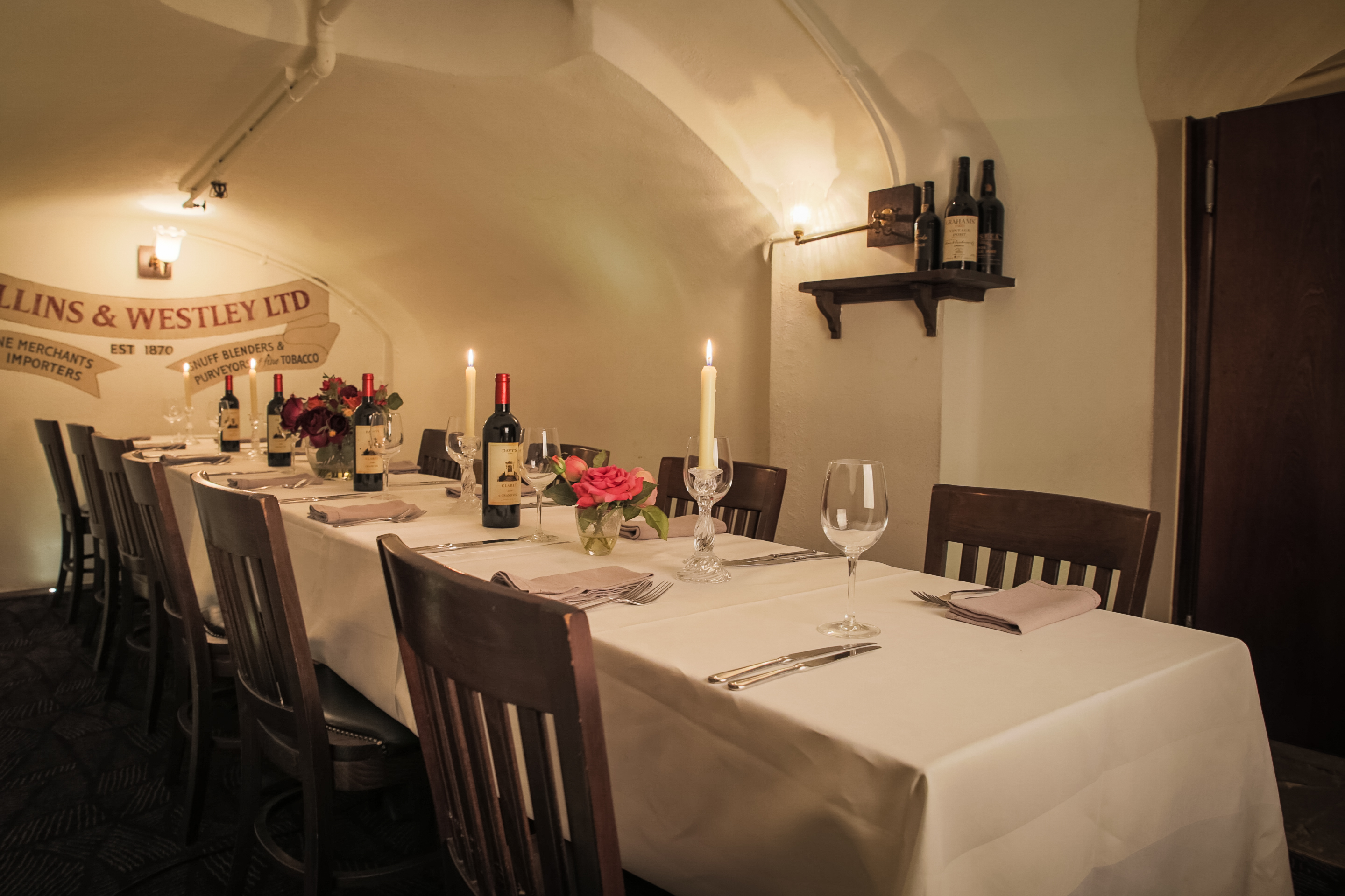 Crusting Pipe Bar Wine Covent Garden | London Bar Reviews | DesignMyNight