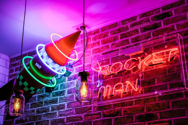 Simmons Farringdon: Quirky After Work Cocktails In London | DesignMyNight