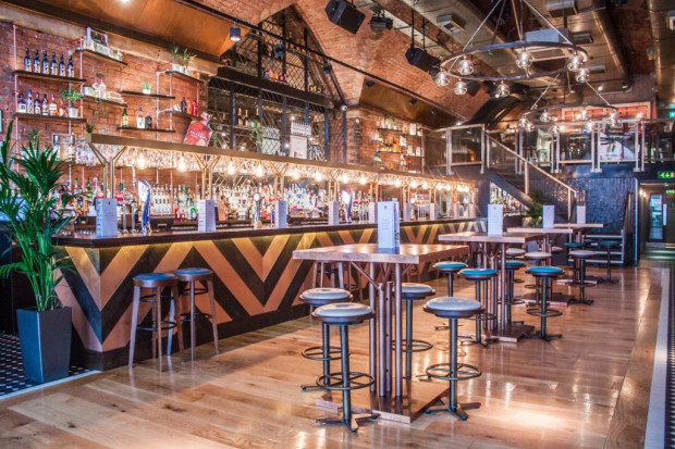 Revolution Deansgate Locks | Manchester Bar Reviews | DesignMyNight