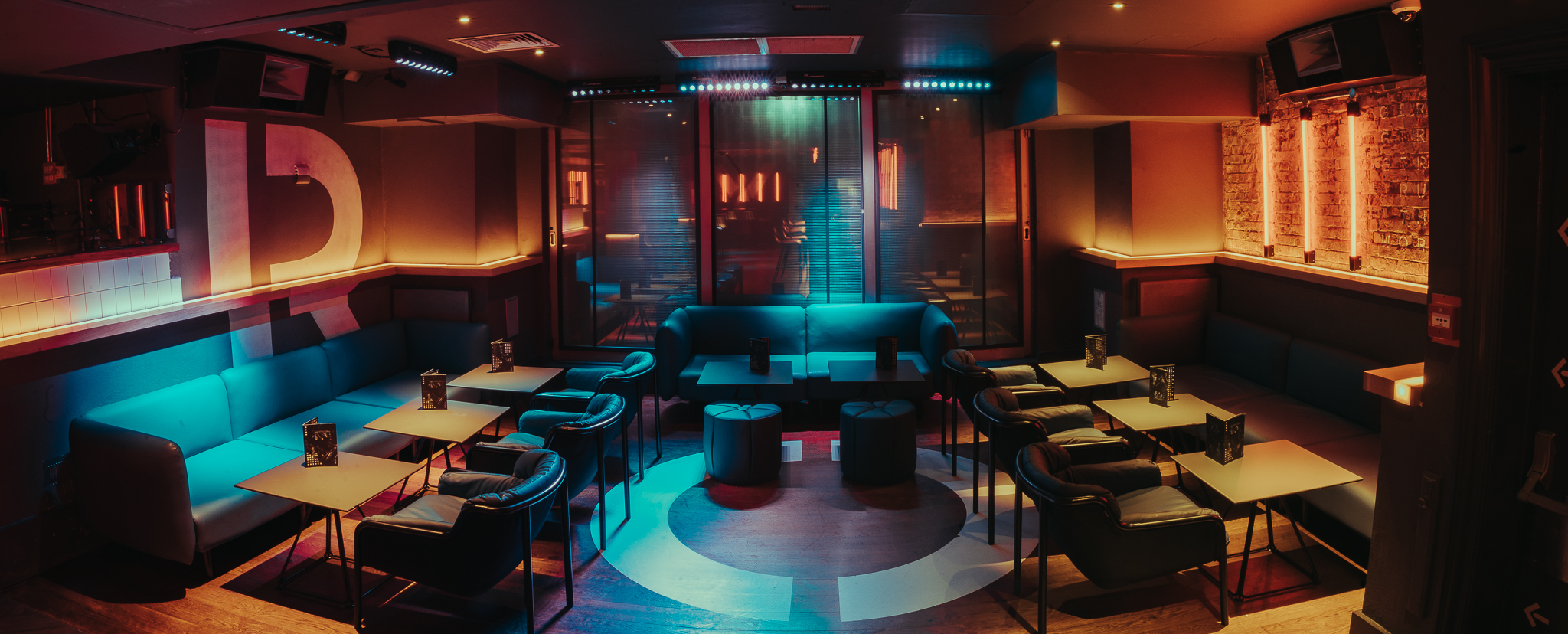 The Roxy Bar Rathbone Place Soho London Reviews | DesignMyNight