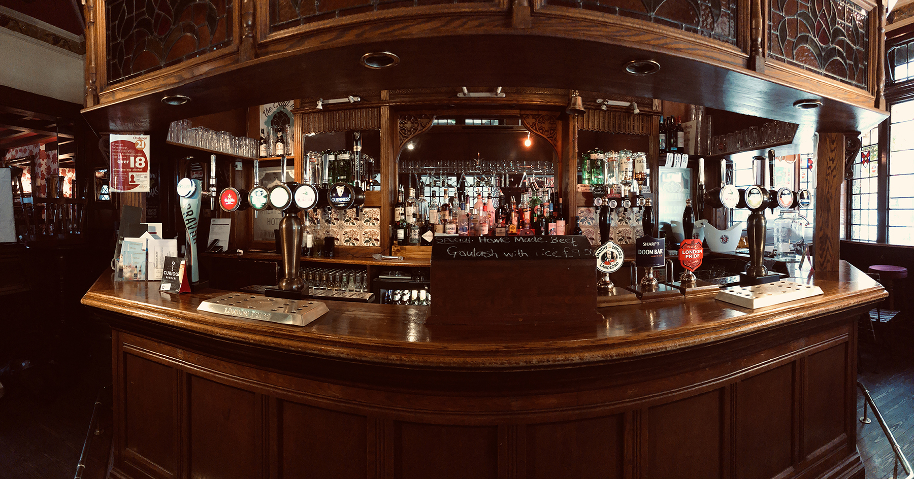 The Wheatsheaf | London Pub Reviews | DesignMyNight
