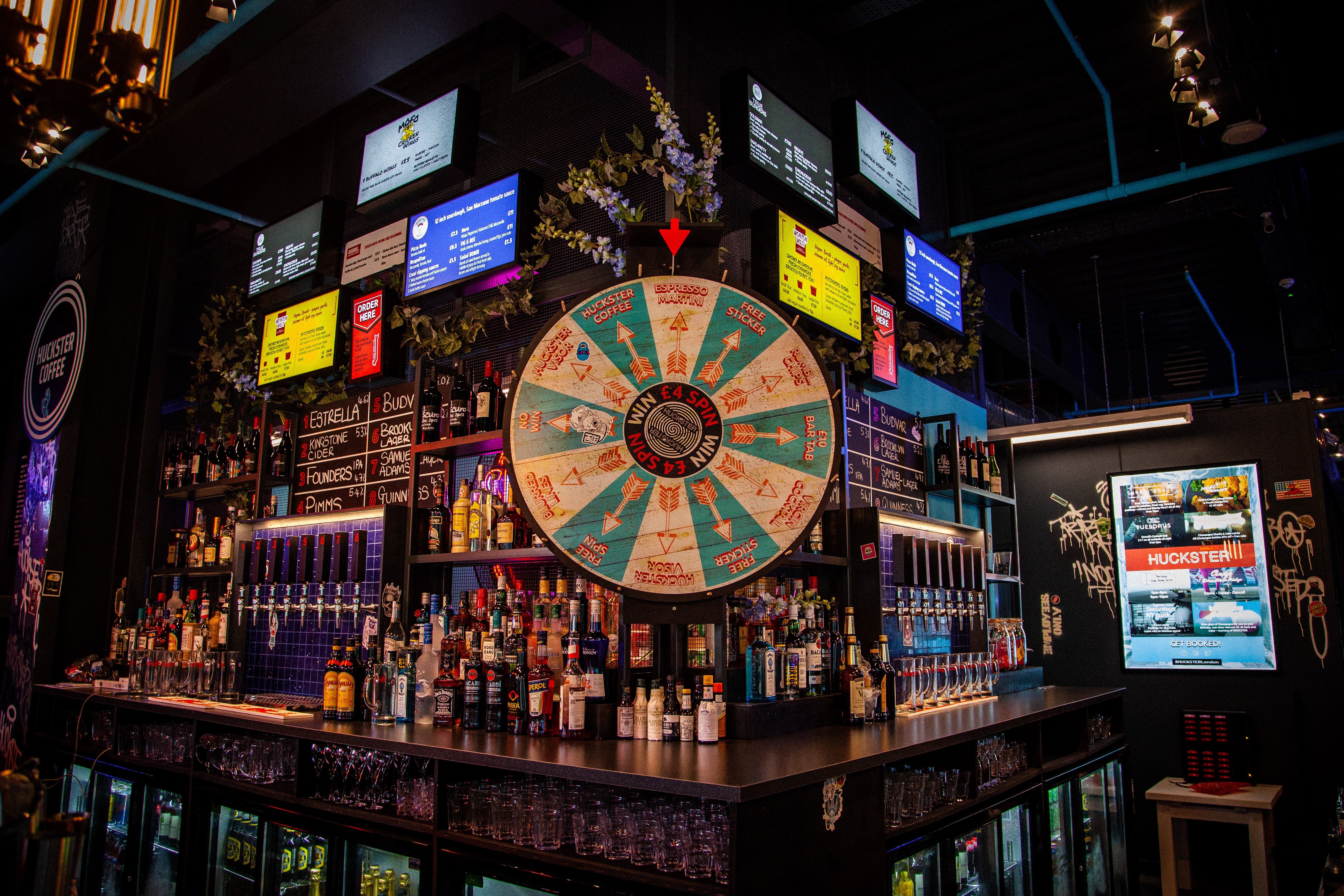 HUCKSTER | London Bar Reviews | DesignMyNight