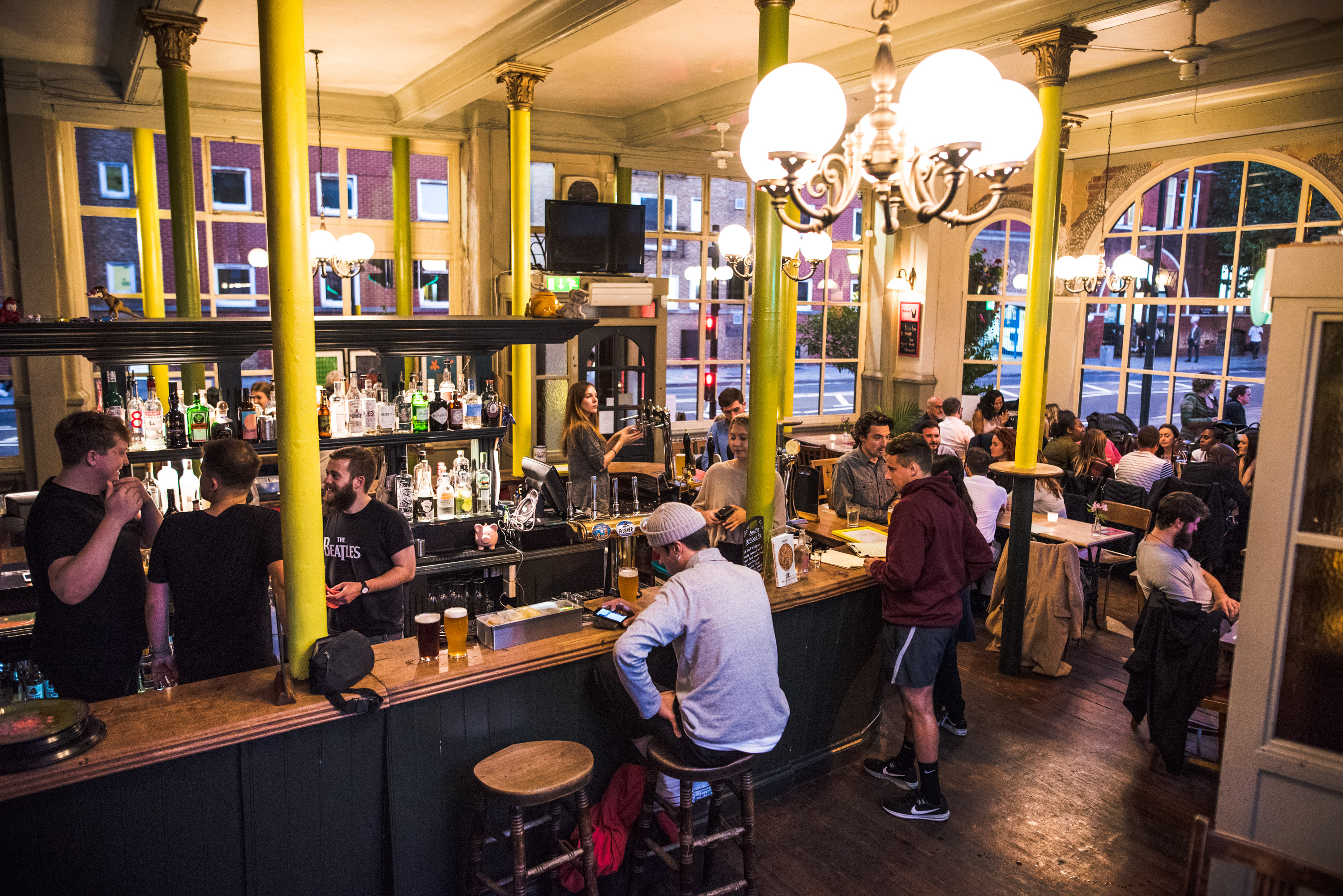 The Roebuck | London Pub Reviews | DesignMyNight