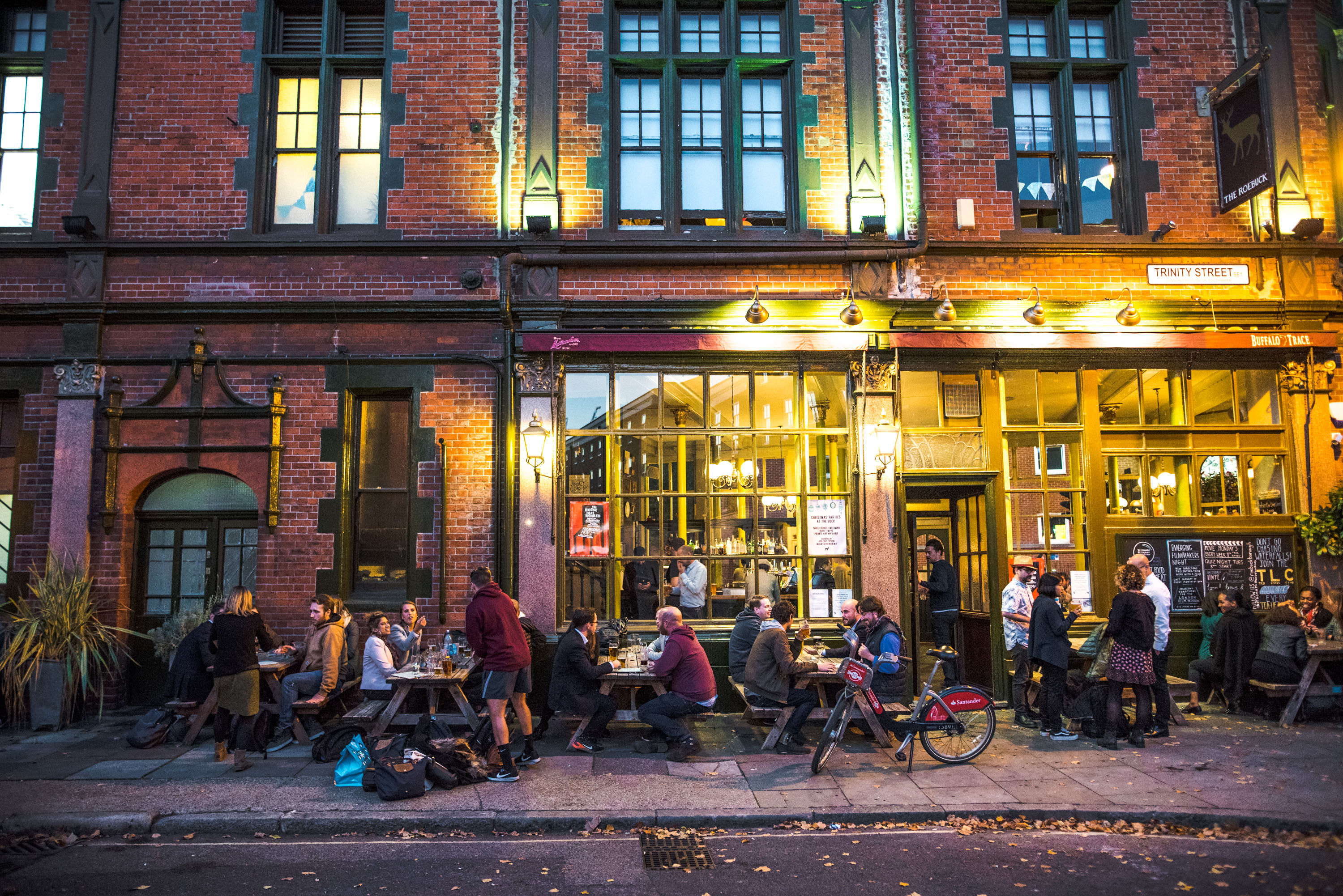 The Roebuck | London Pub Reviews | DesignMyNight