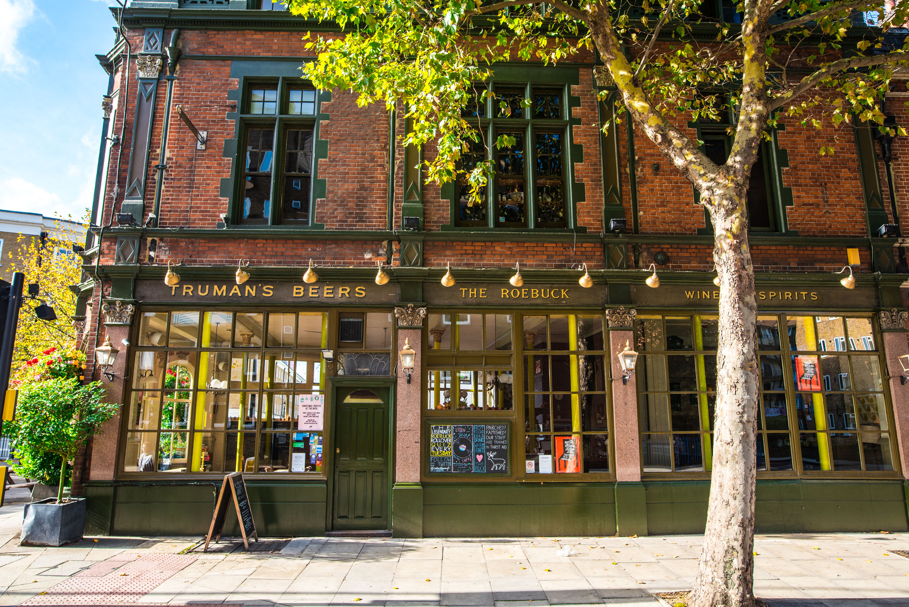 The Roebuck | London Pub Reviews | DesignMyNight