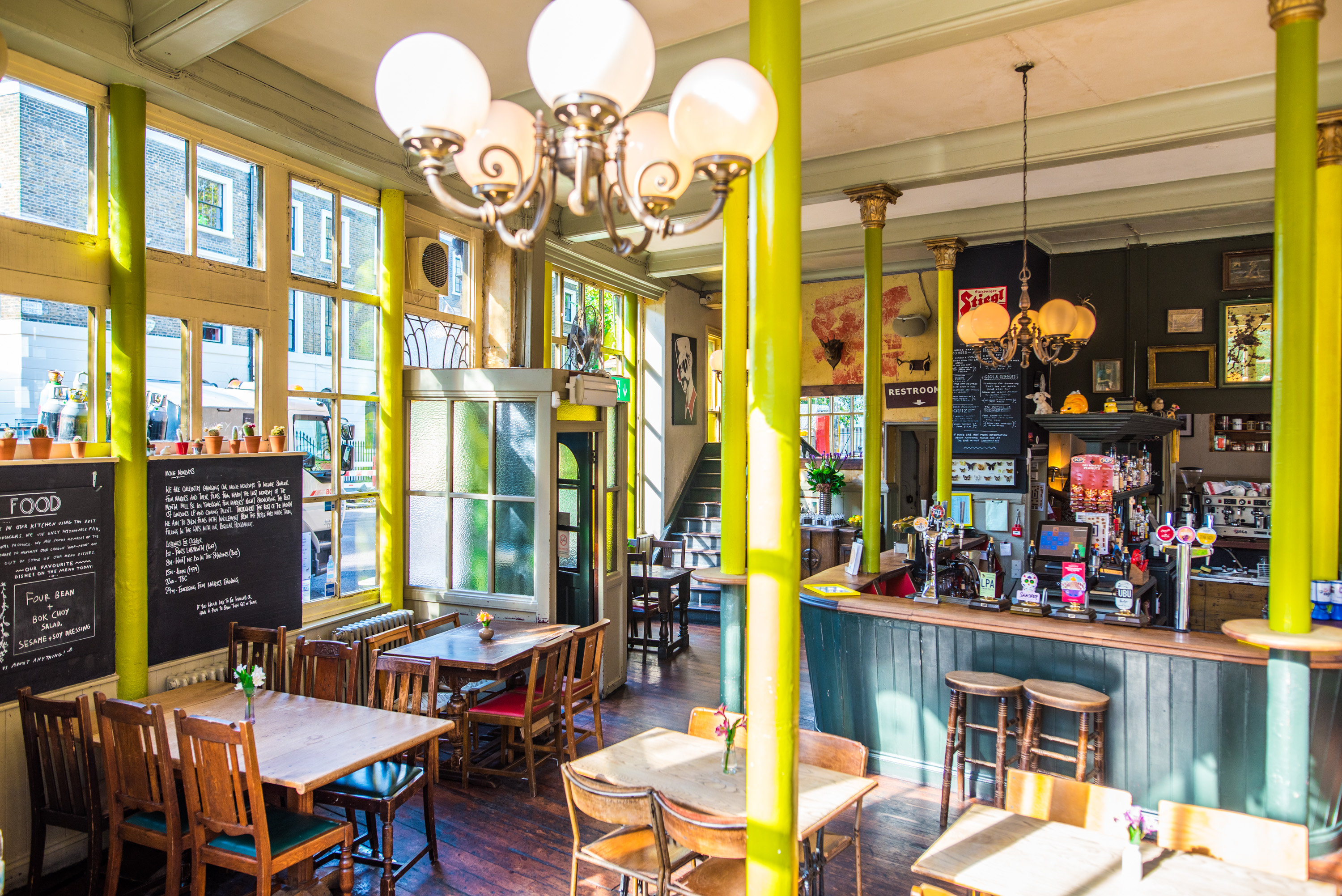 The Roebuck | London Pub Reviews | DesignMyNight