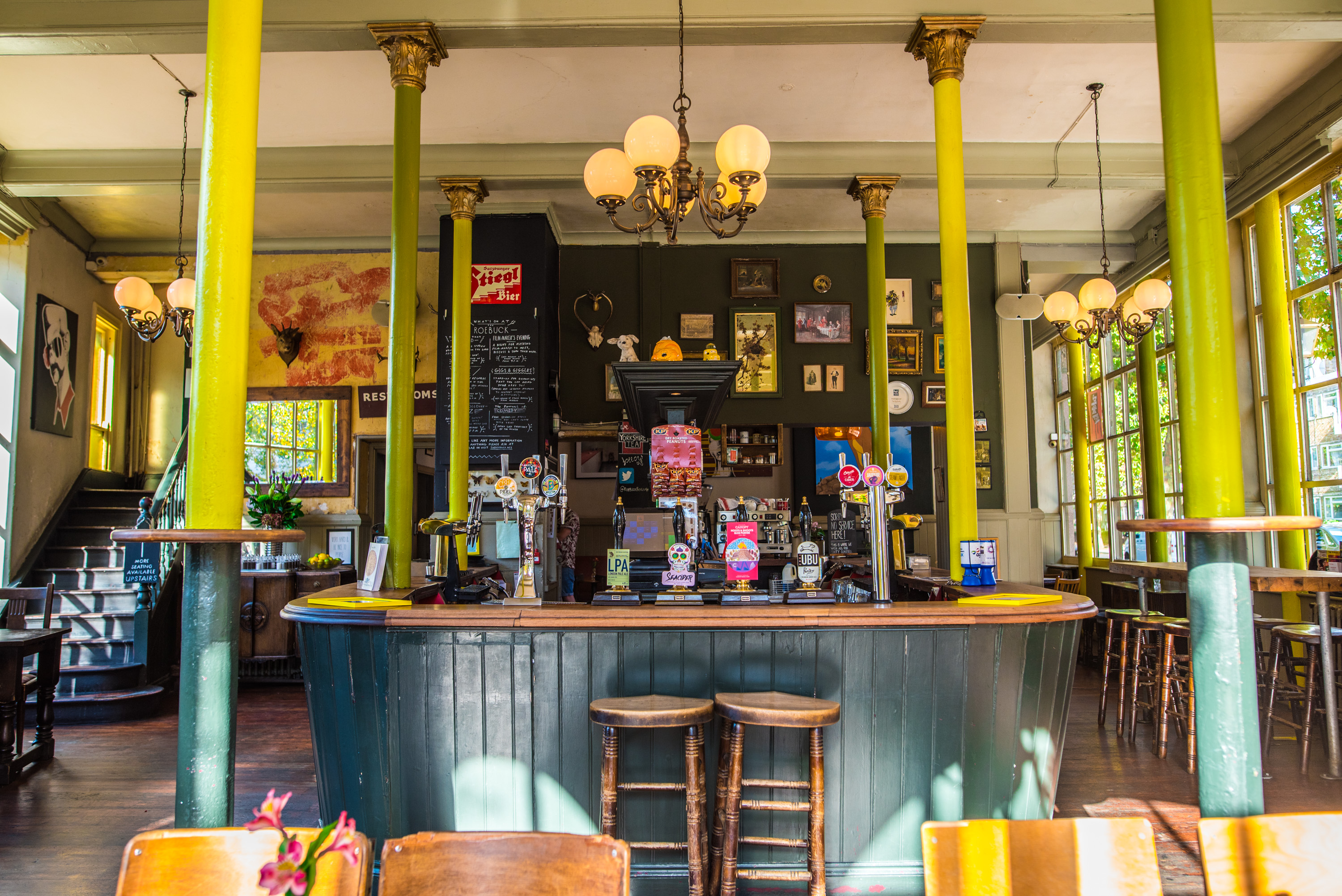 The Roebuck | London Pub Reviews | DesignMyNight