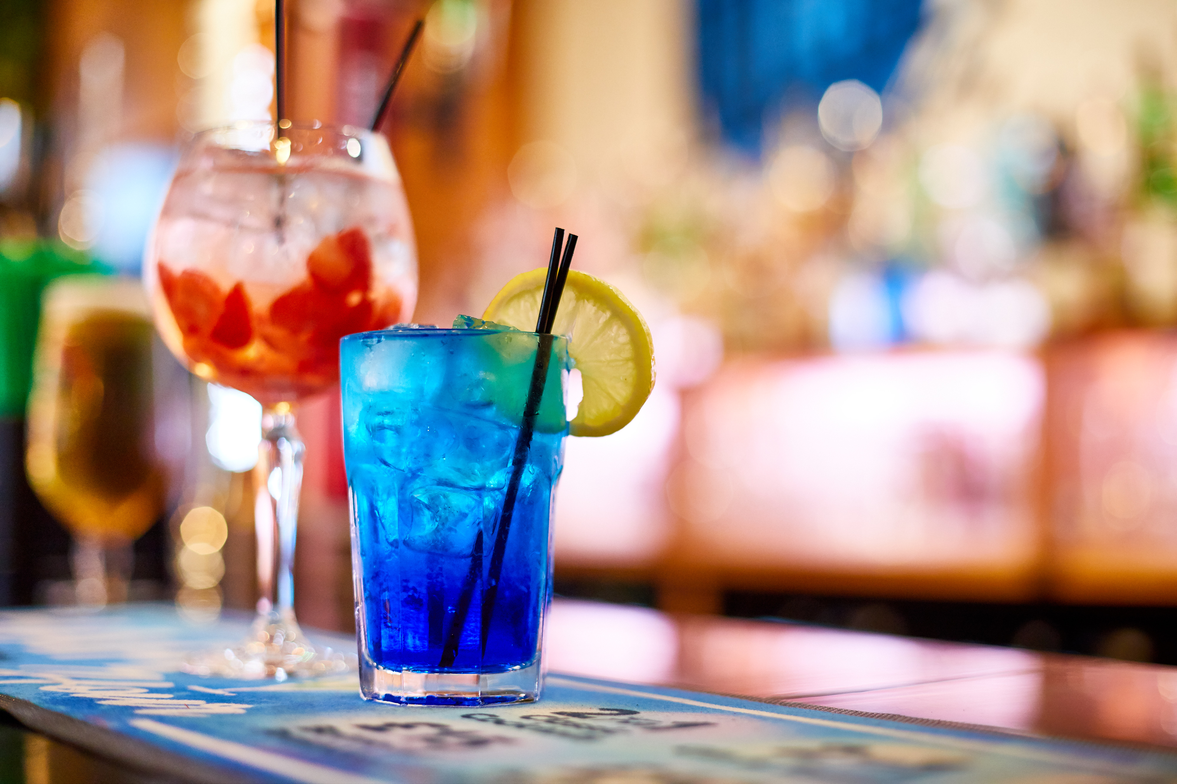Belushi's Camden Town London Hostel Bar Review | DesignMyNight