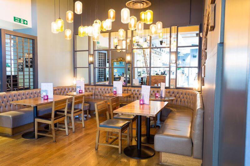 All Bar One Tower of London | London Bar Reviews | DesignMyNight