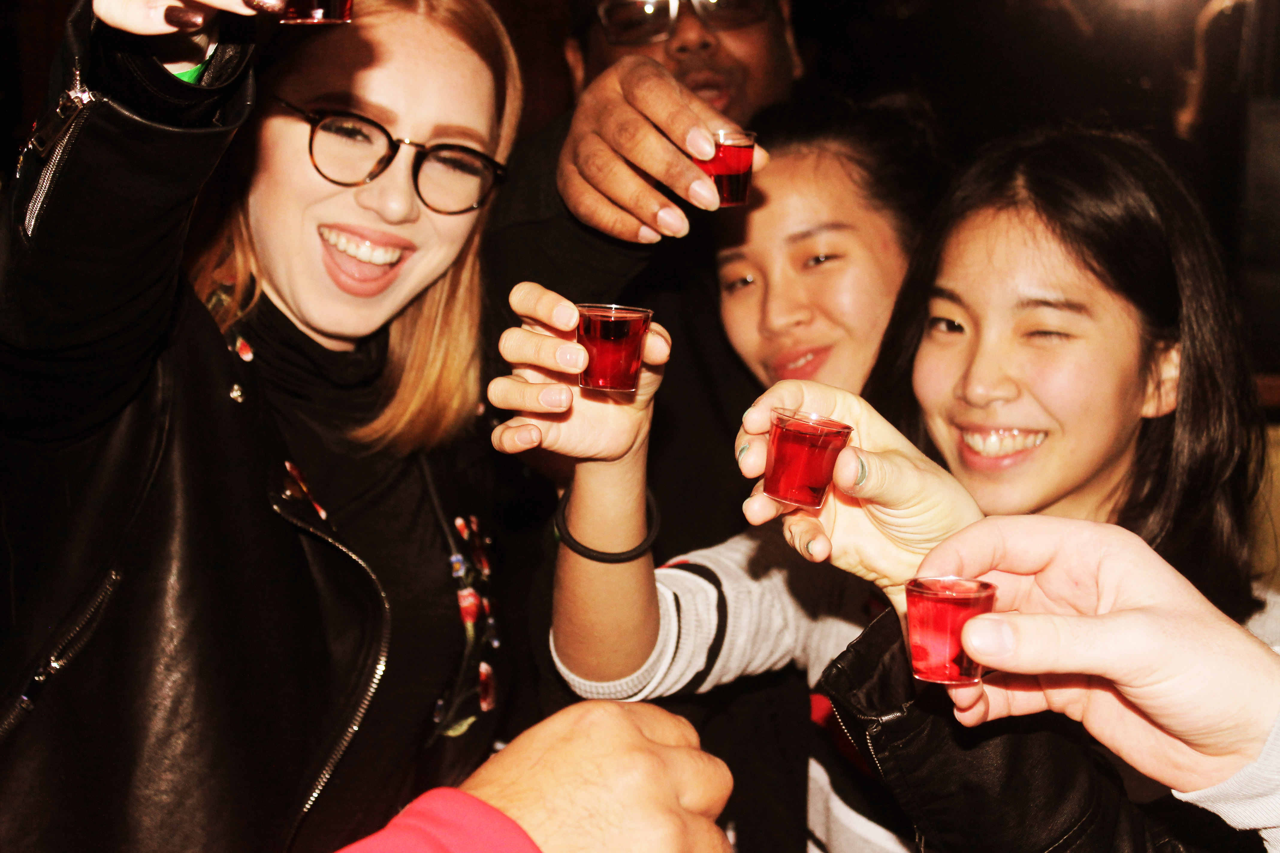 Australia Day Pub Crawl | Soho, London Bar Crawl Reviews | DesignMyNight