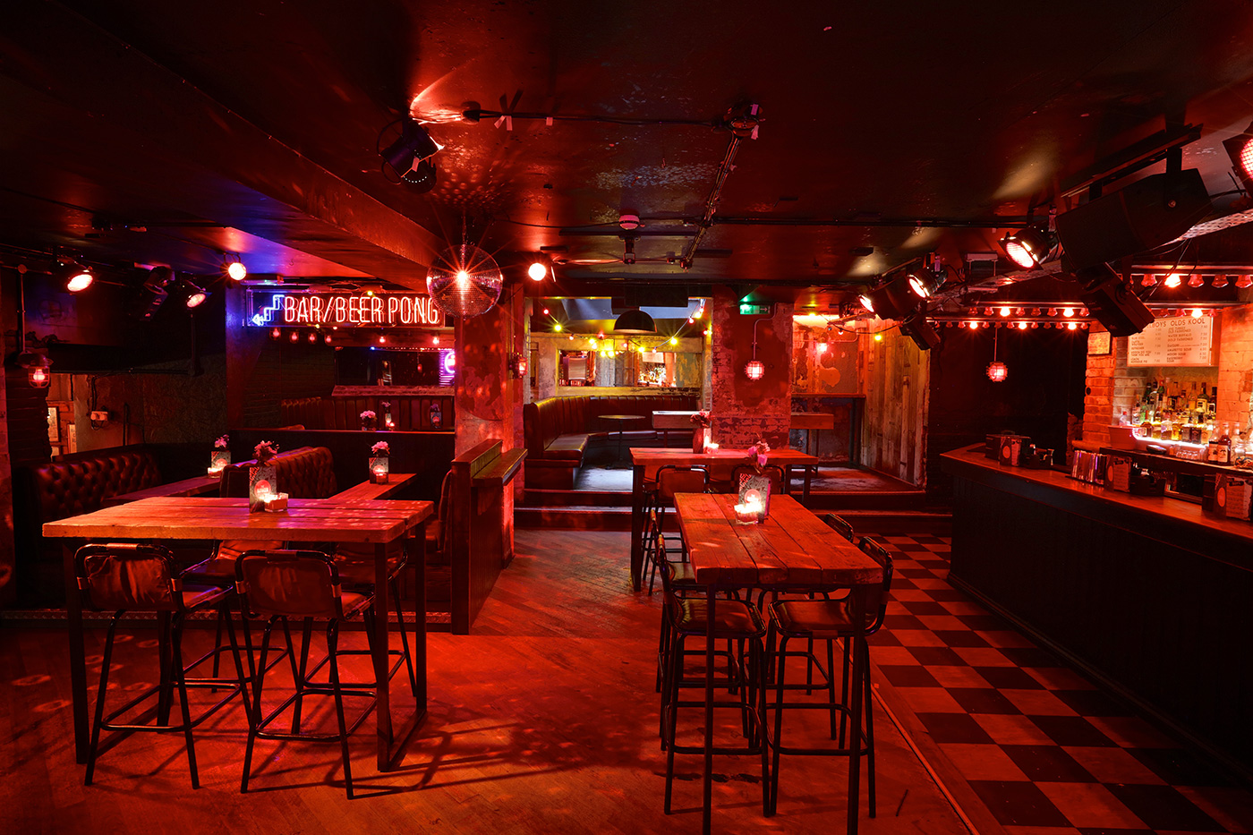 The Walrus | Nottingham Bar Reviews | DesignMyNight