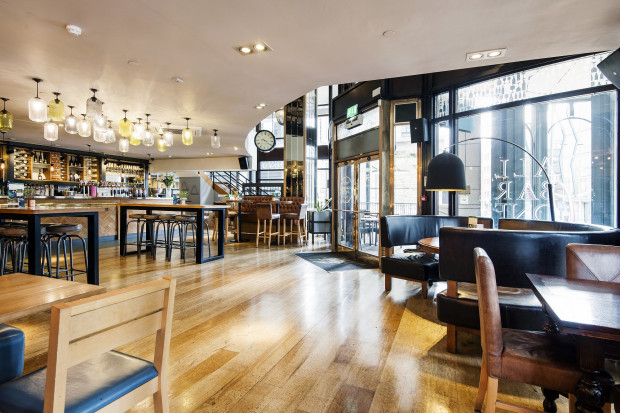 All Bar One: Cocktails & Brunch In Liverpool Street | DesignMyNight