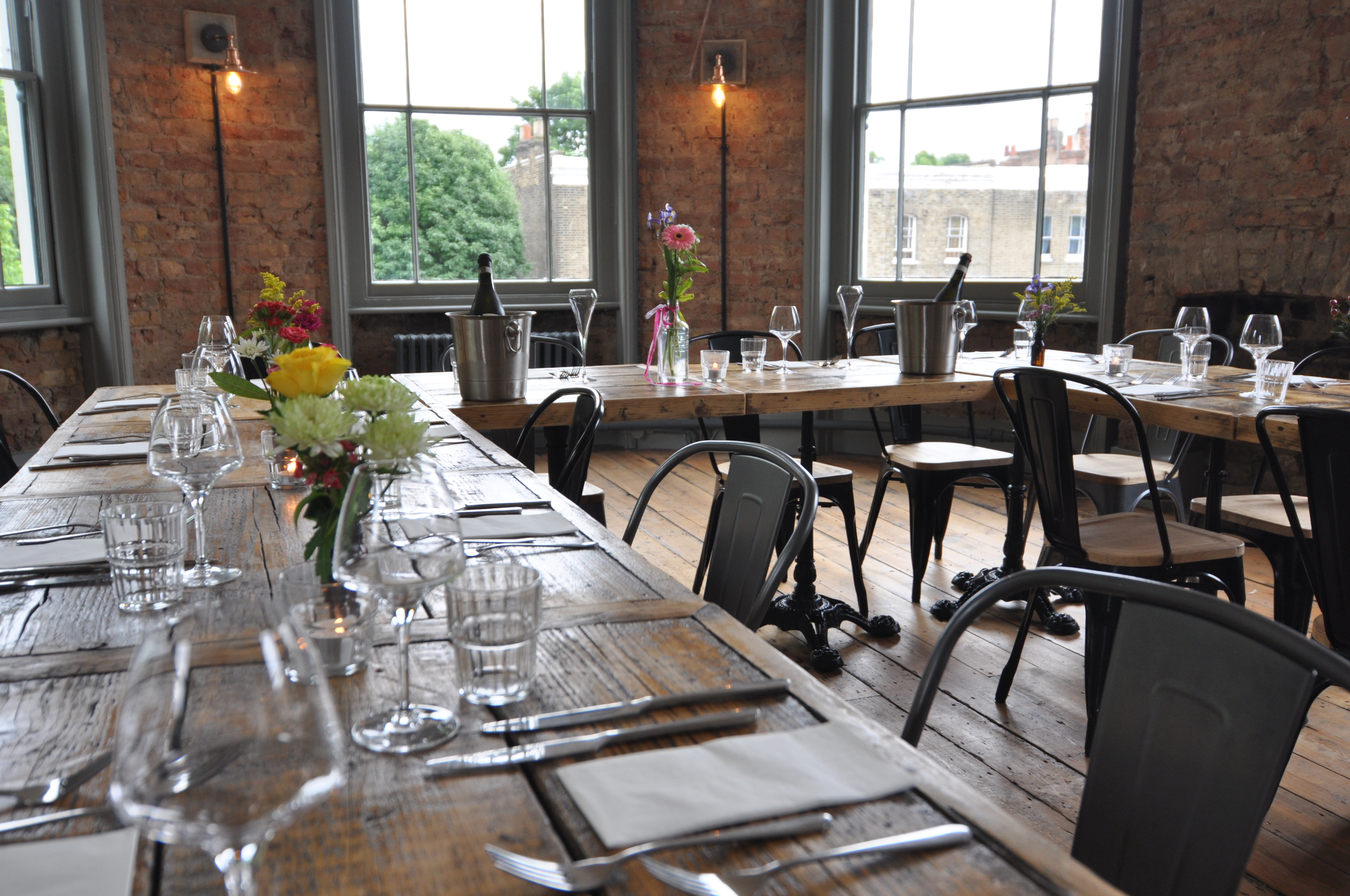 Brookmill Pub Deptford | London Pub Reviews | DesignMyNight