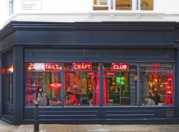 Phoenix London | London Bar Reviews | DesignMyNight