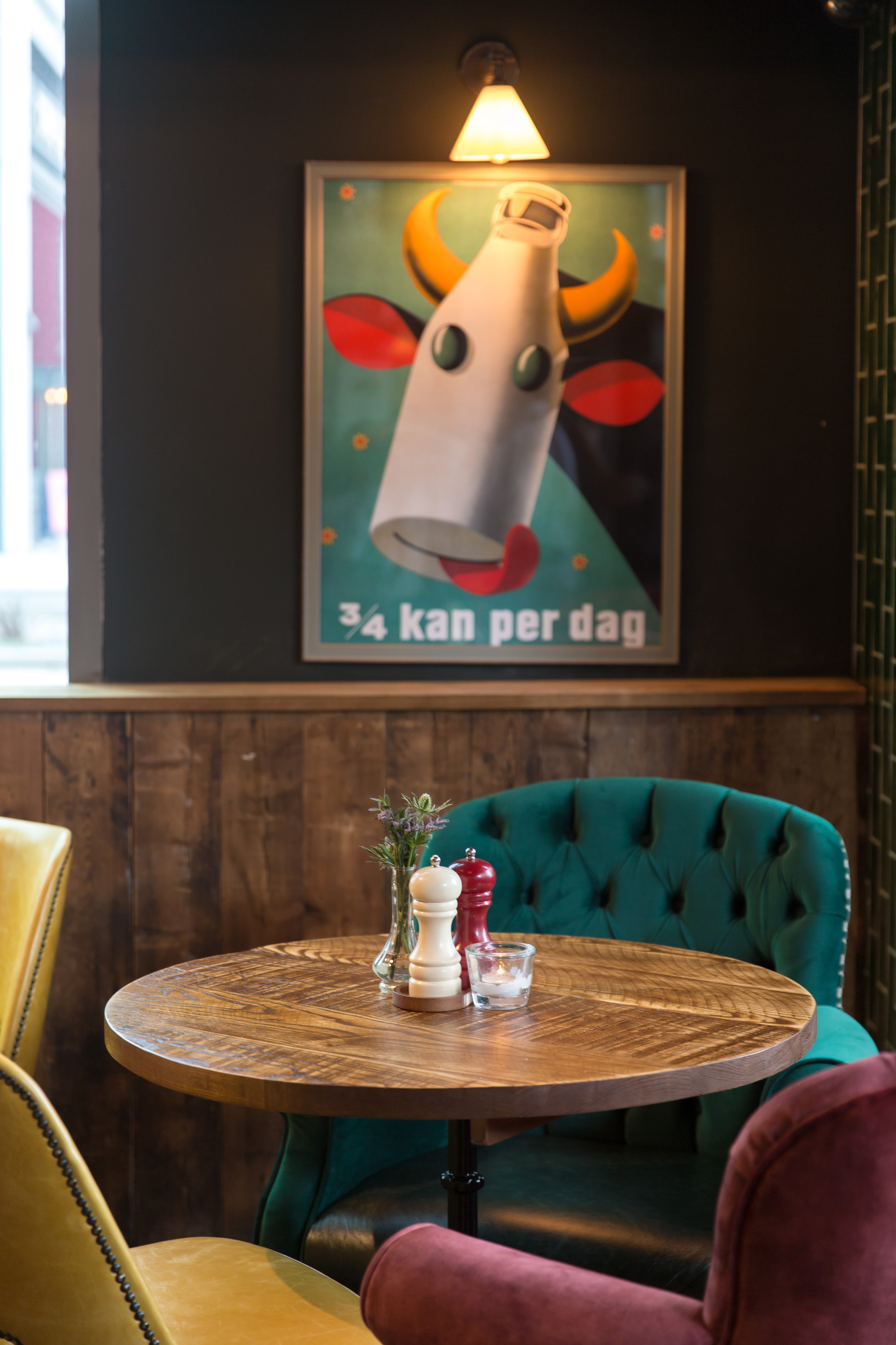 The Cow Westfield | London Pub Reviews | DesignMyNight