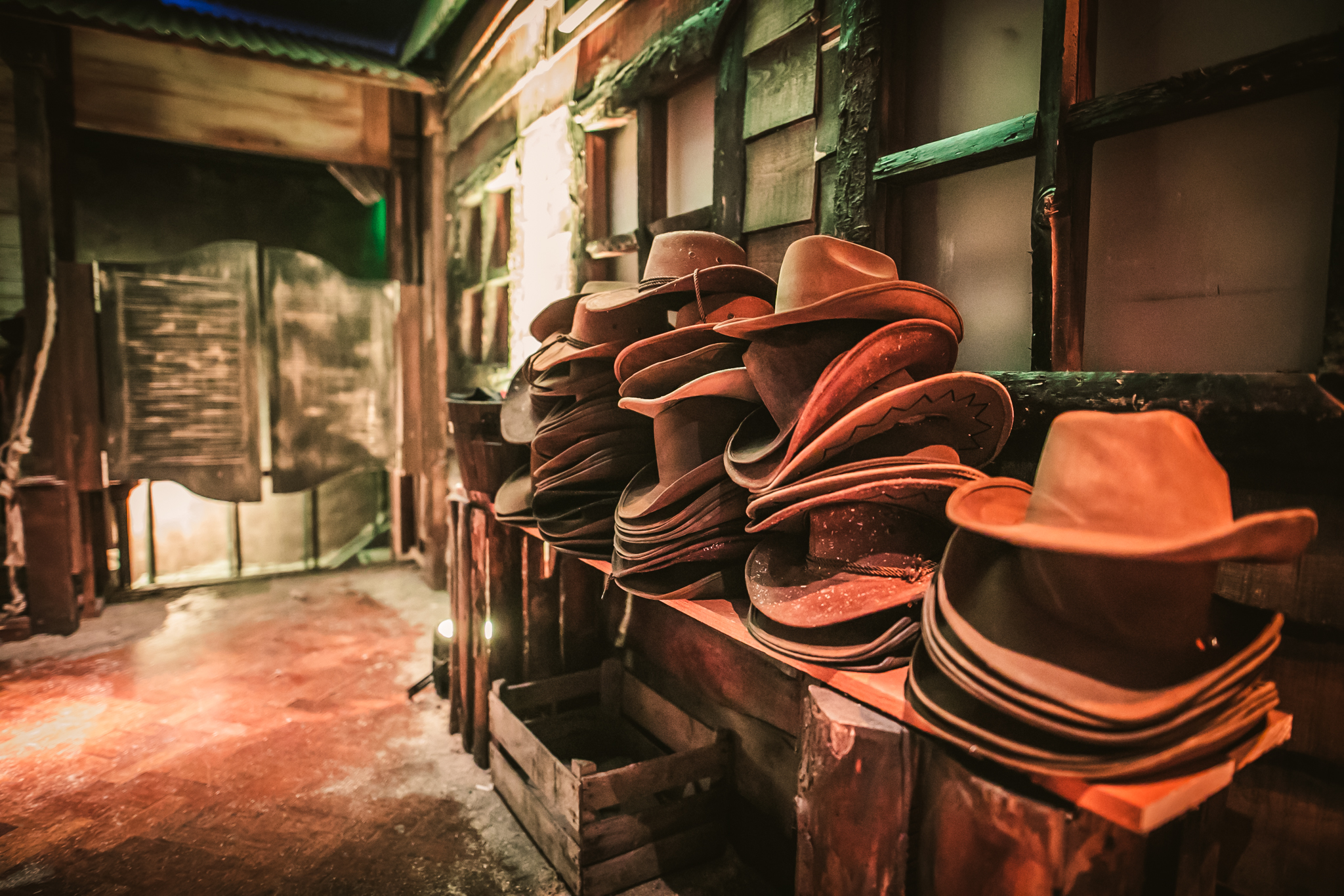 Moonshine Saloon - Western Cocktail Bar | London Food & Drink Reviews ...