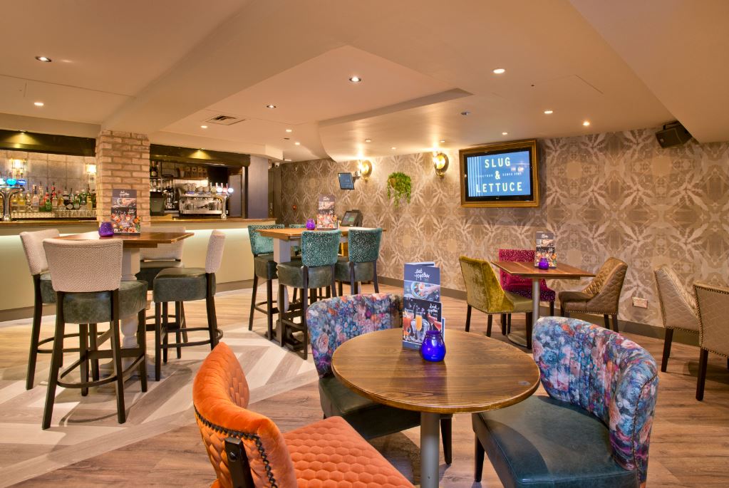 Slug and Lettuce County Hall Waterloo | London Pub Reviews | DesignMyNight