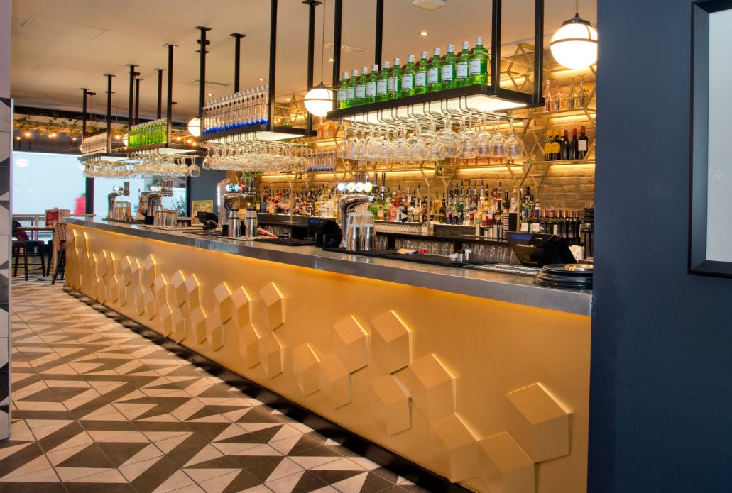Slug and Lettuce, Aldgate | London Bar Reviews | DesignMyNight