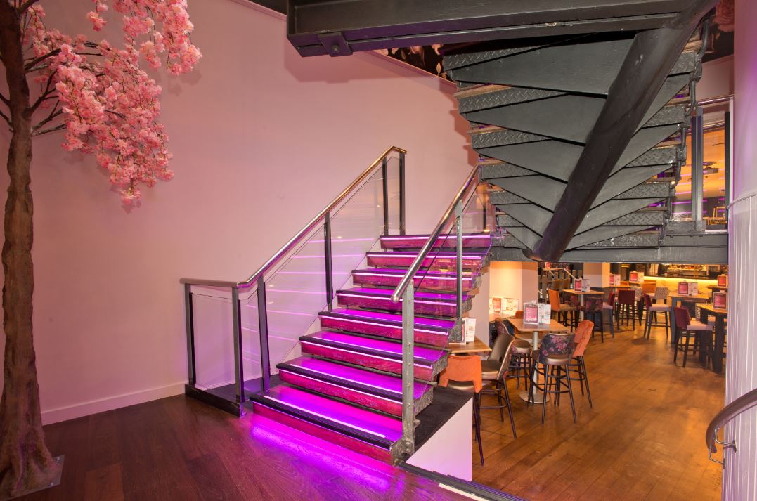 Slug and Lettuce, Aldgate | London Bar Reviews | DesignMyNight