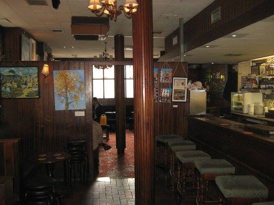 Grogan's Castle Lounge | Dublin Pub Reviews | DesignMyNight