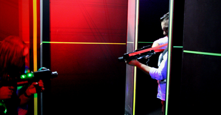 Laser Tag Nights: 90s Edition | London Date Night Reviews | DesignMyNight