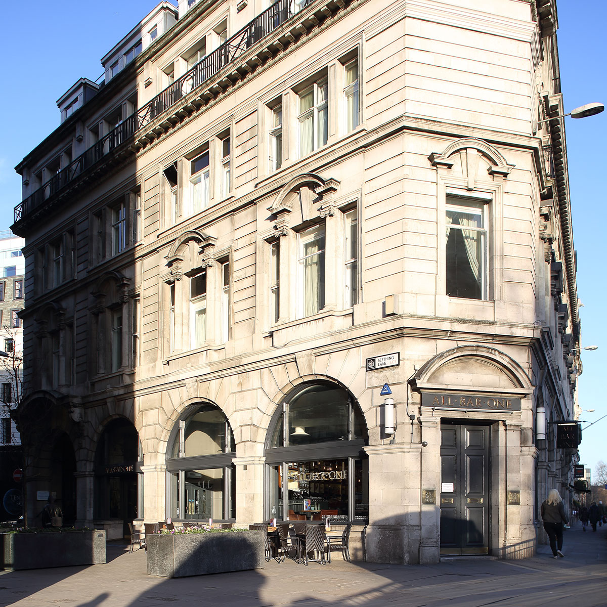 All Bar One Tower of London | London Bar Reviews | DesignMyNight