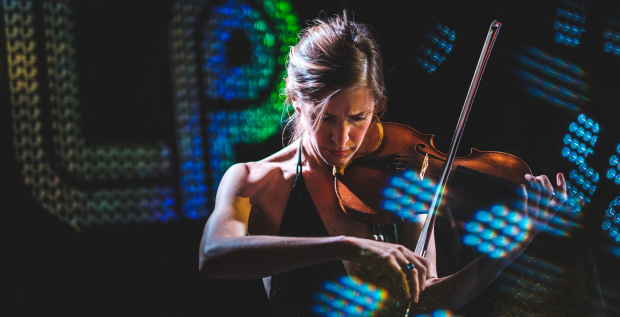 PHILIPPA MO @ THE CURTAIN | London Live Music Reviews | DesignMyNight