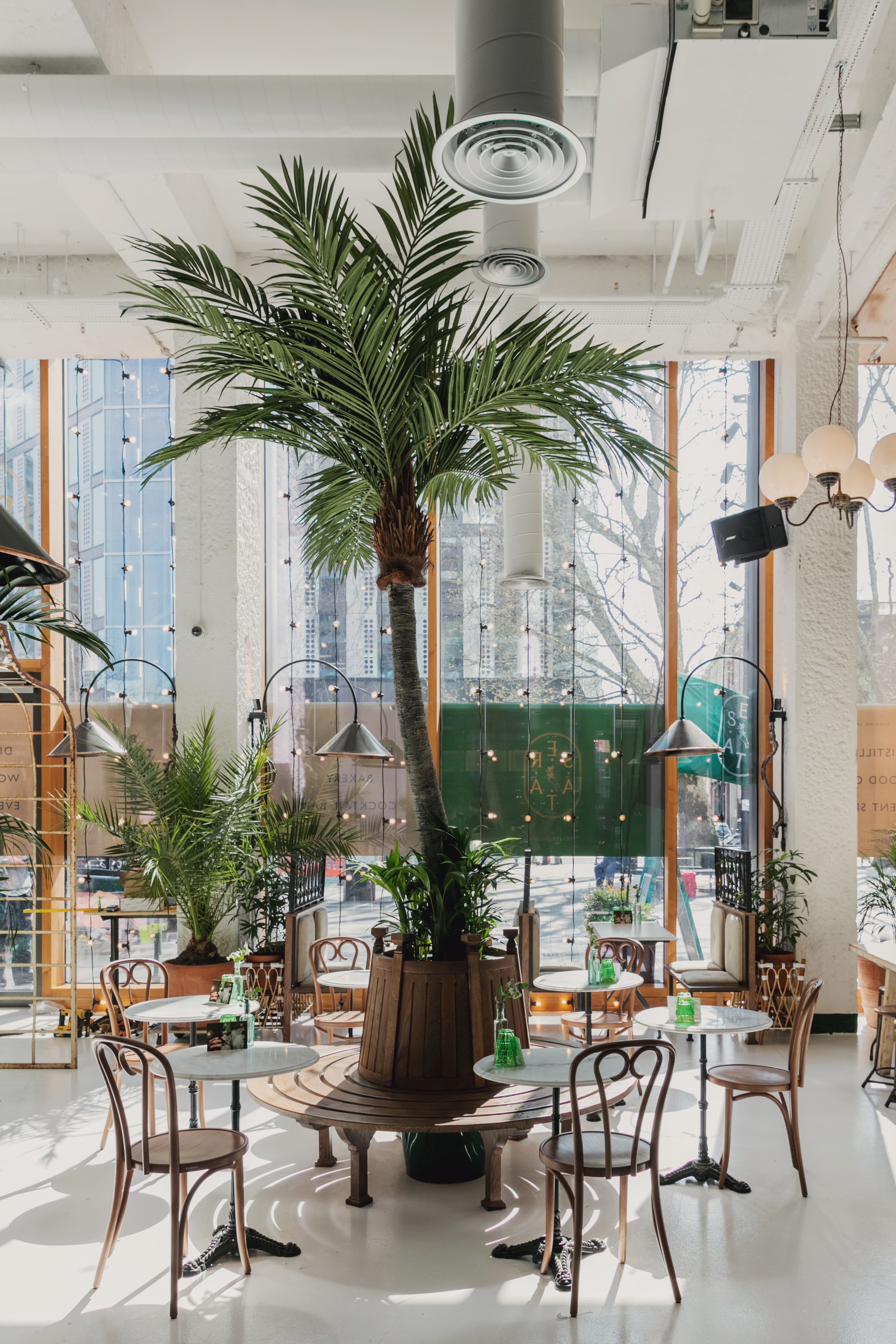 Serata Hall | London Restaurant Reviews | DesignMyNight