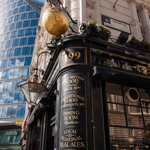 The Globe Moorgate | London Pub Reviews | DesignMyNight