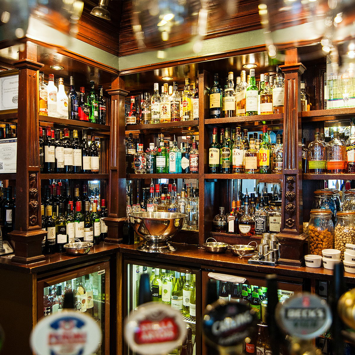 The King's Head Mayfair | London Bar Reviews | DesignMyNight