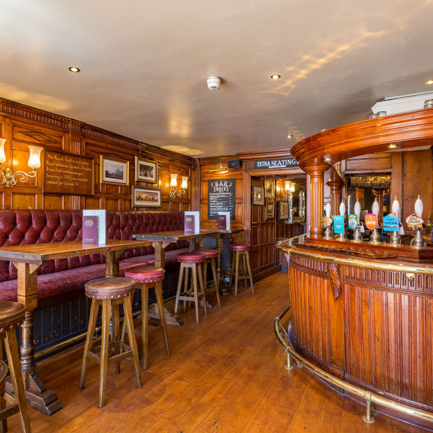 The Pump House: Historical Brighton Pub | DesignMyNight