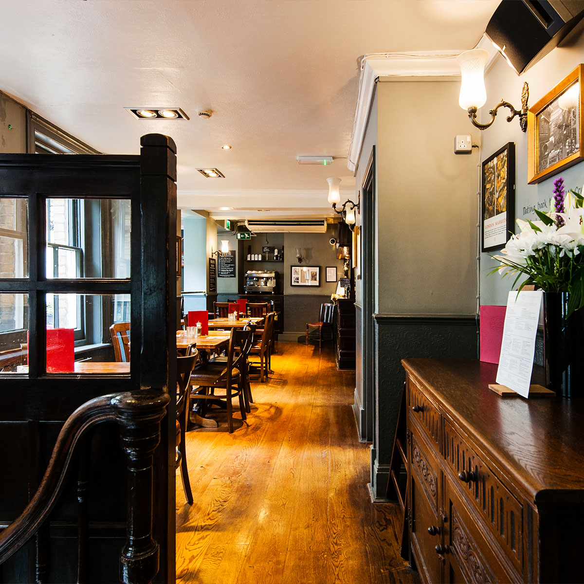 The Ship Talbot | London Pub Reviews | DesignMyNight