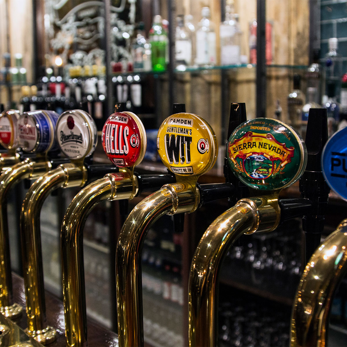 Sir Christopher Hatton | London Bar Reviews | DesignMyNight