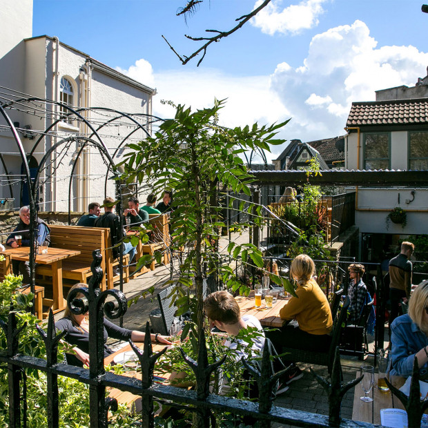 Mall Clifton: Pub In Bristol | DesignMyNight