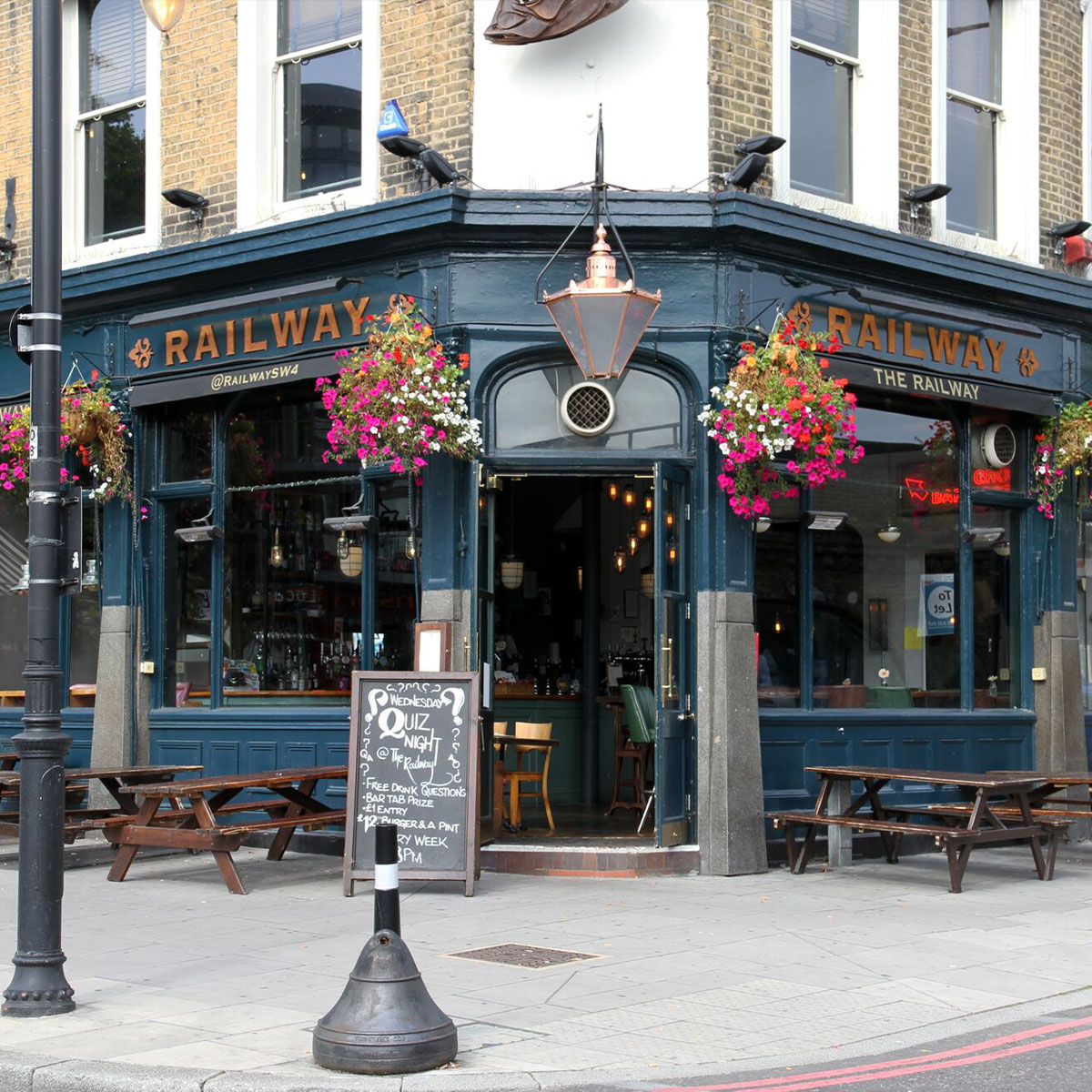 The Railway Clapham: Drinks By The Station | DesignMyNight