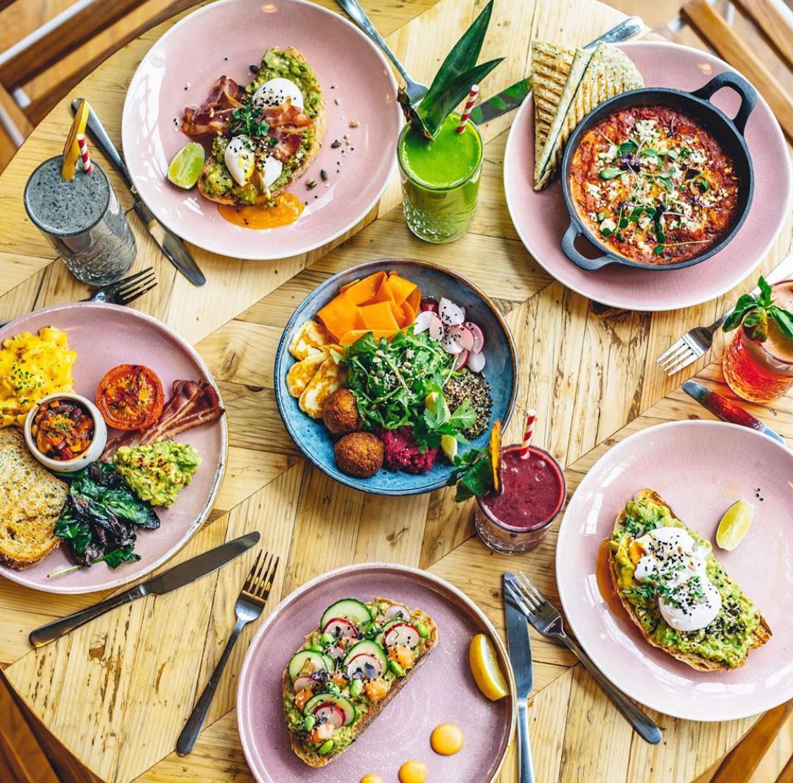 The Skinny Kitchen presents...F*ckin fabulous bottomless brunch ...