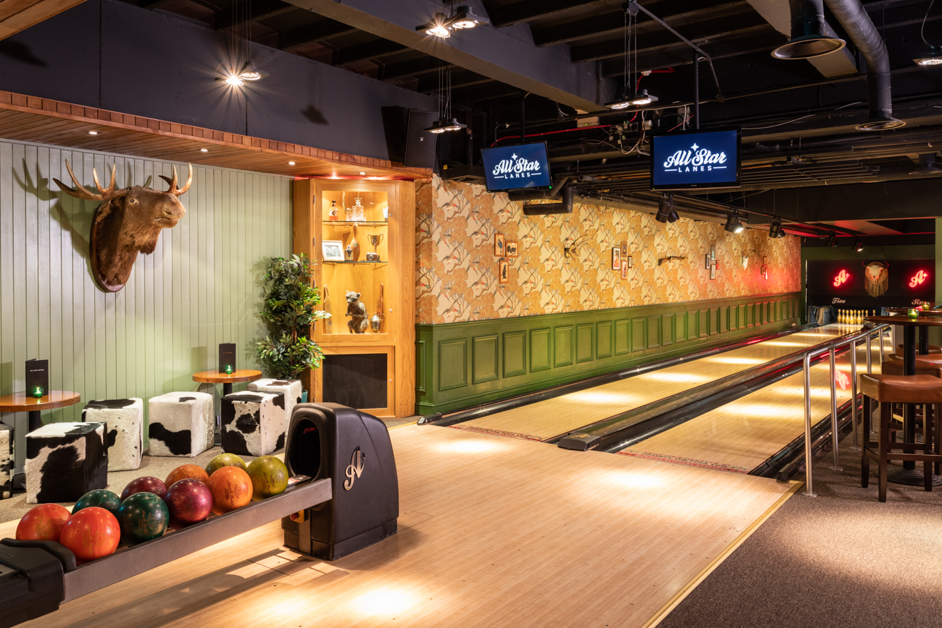 All Star Lanes Bowling Bar Holborn | Bloomsbury Place London Bar ...