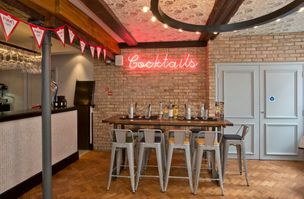 Slug and Lettuce : Newbury Cocktail Bar | DesignMyNight