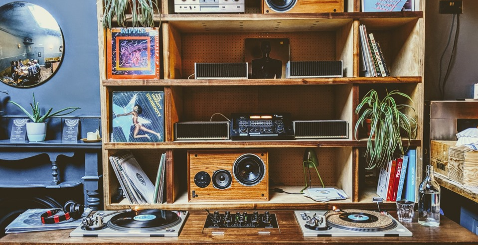 DJ Andy Smith ( Ex Portishead) I Keep the Fires Burning I Eat, Drink ...