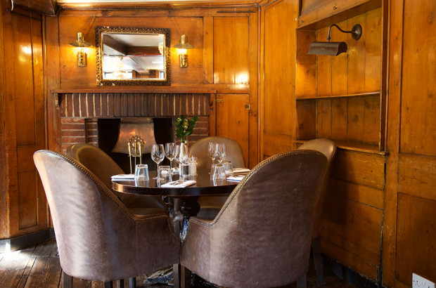 The Spaniards Inn: Historic Hampstead Pub | DesignMyNight