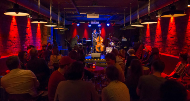 The Blue Arrow Sauchiehall Street | Glasgow Bar Reviews | DesignMyNight