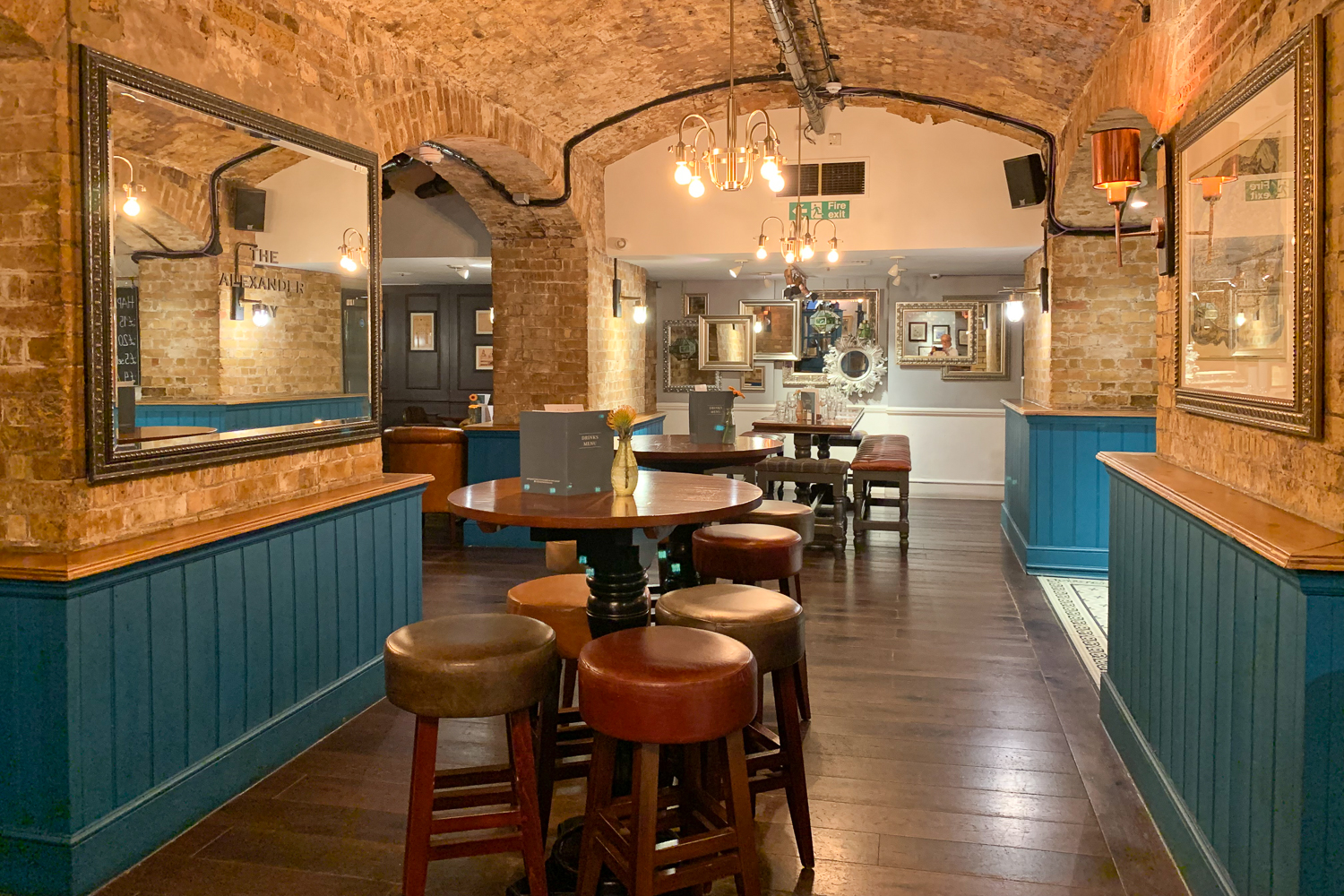 The Alexander Hay | London Bar Reviews | DesignMyNight