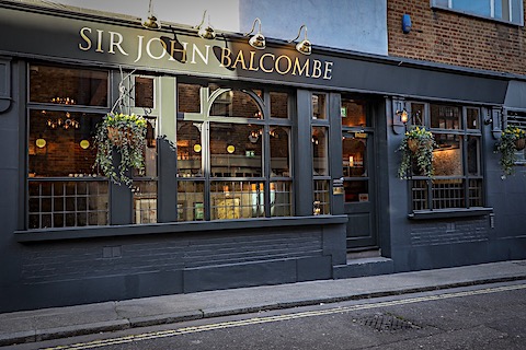 The Sir John Balcombe Marylebone | London Pubs Reviews | DesignMyNight