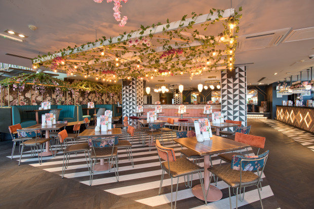 Slug and Lettuce Hub Milton Keynes | UK Bar Reviews | DesignMyNight