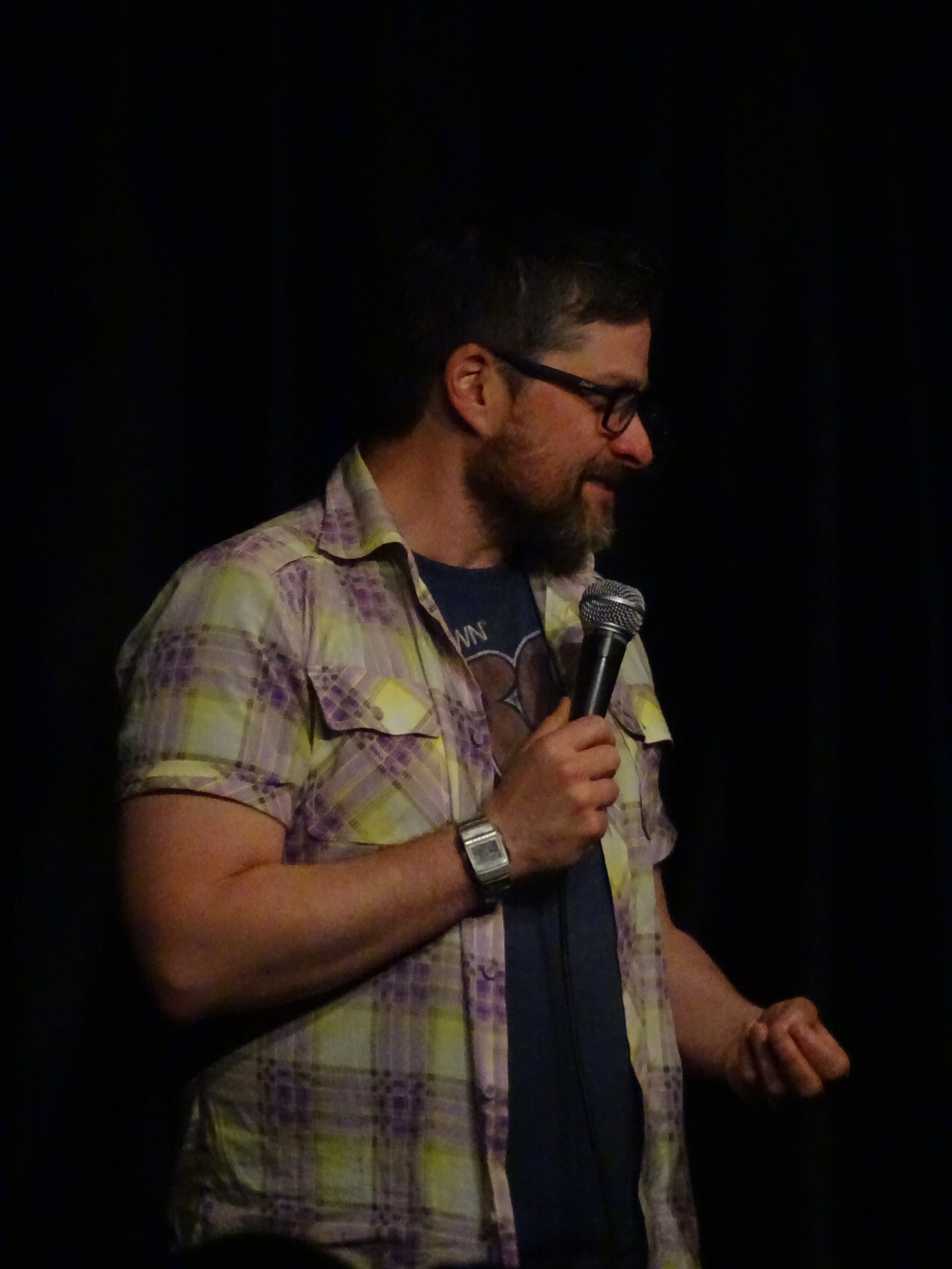 Crack Comedy in Kingston | London Comedy Reviews | DesignMyNight