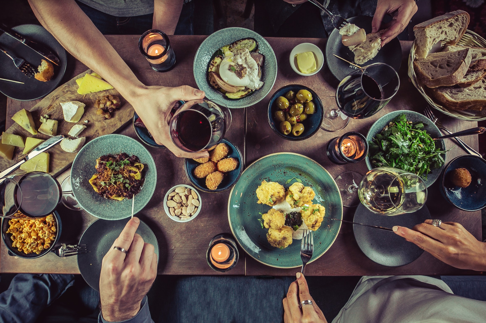 Vagabond Monument: Cool London Wine Bar | DesignMyNight