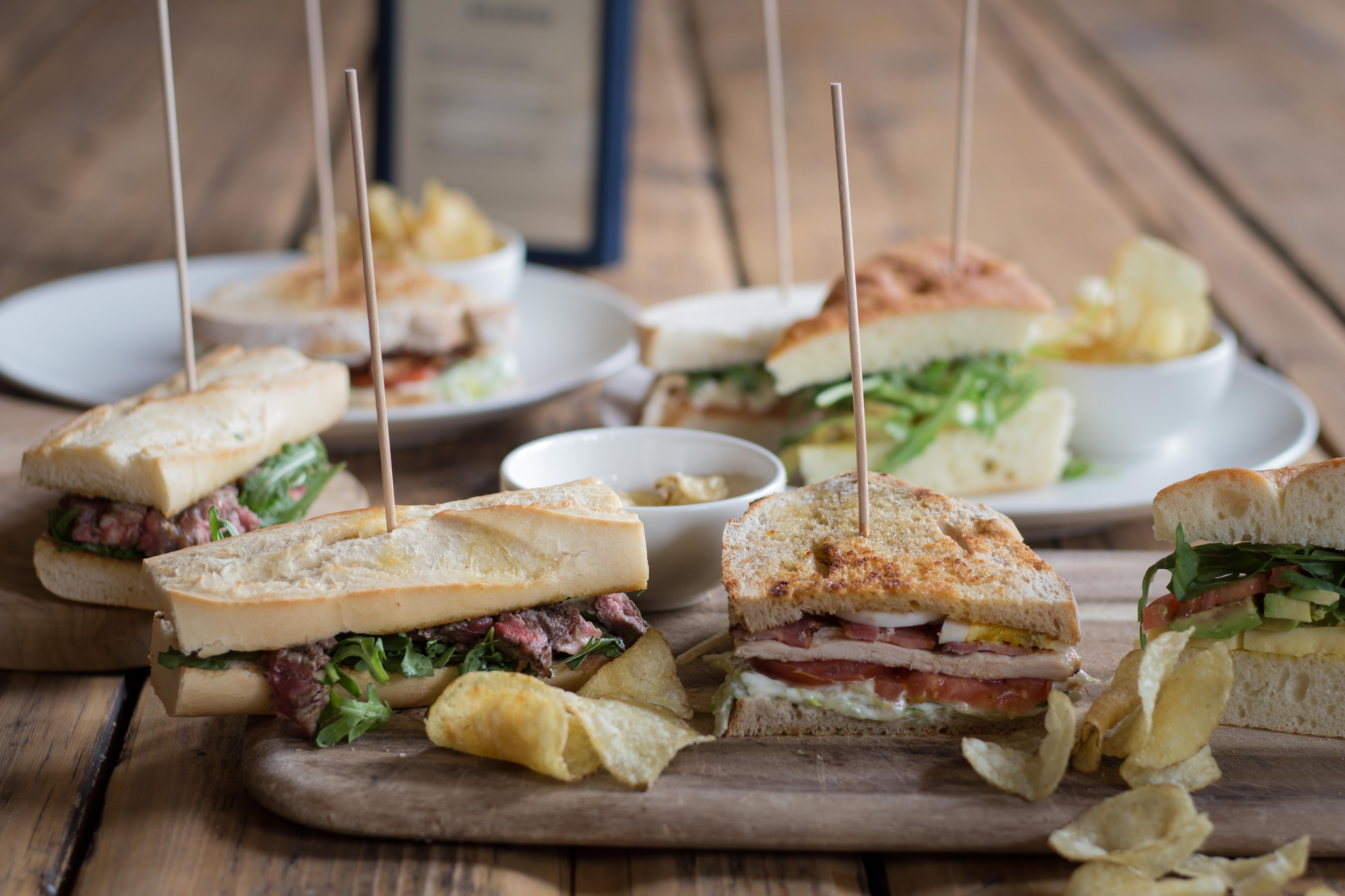 Smith's Bar & Grill Paddington | London Bar Reviews | DesignMyNight