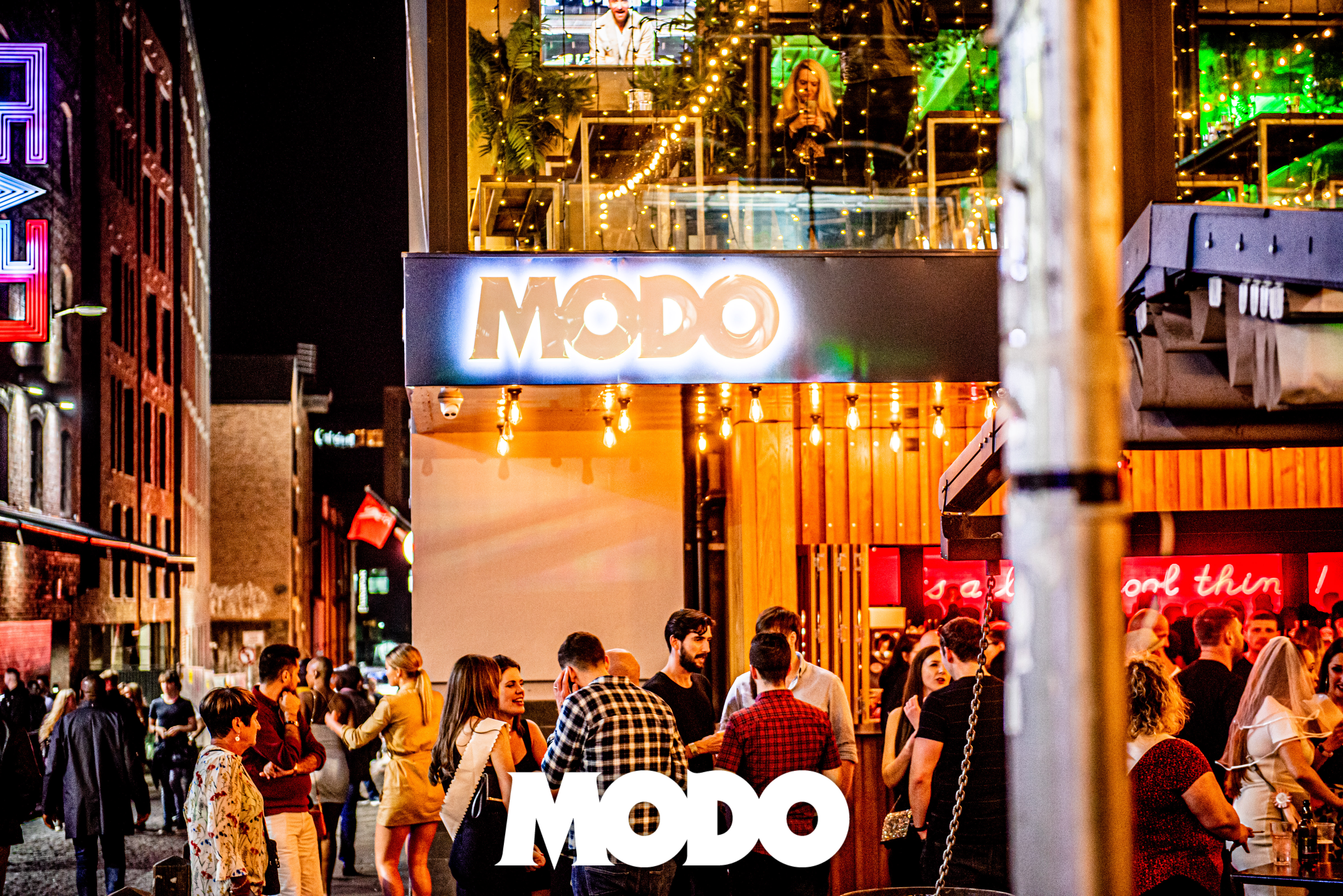 Modo Liverpool Concert Square | Liverpool Bar Reviews | DesignMyNight