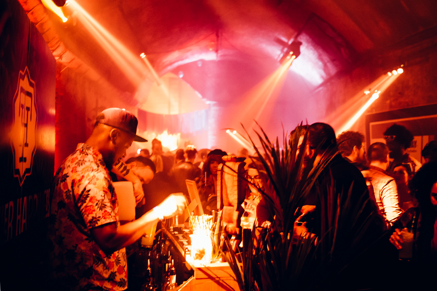 Cocktails in the City London | London Fun Time Partying Reviews ...