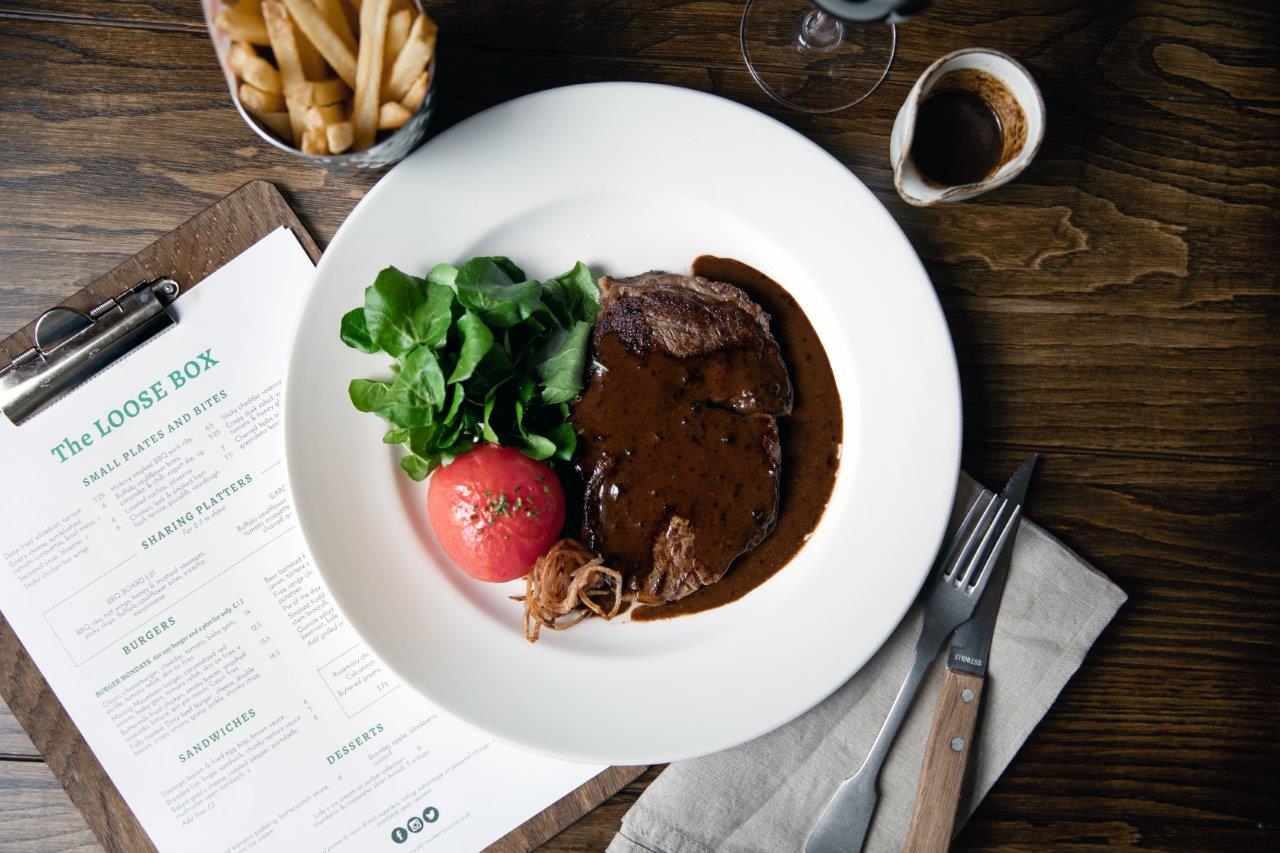 The Loose Box: Top Westminster Pub With Shuffleboard | DesignMyNight